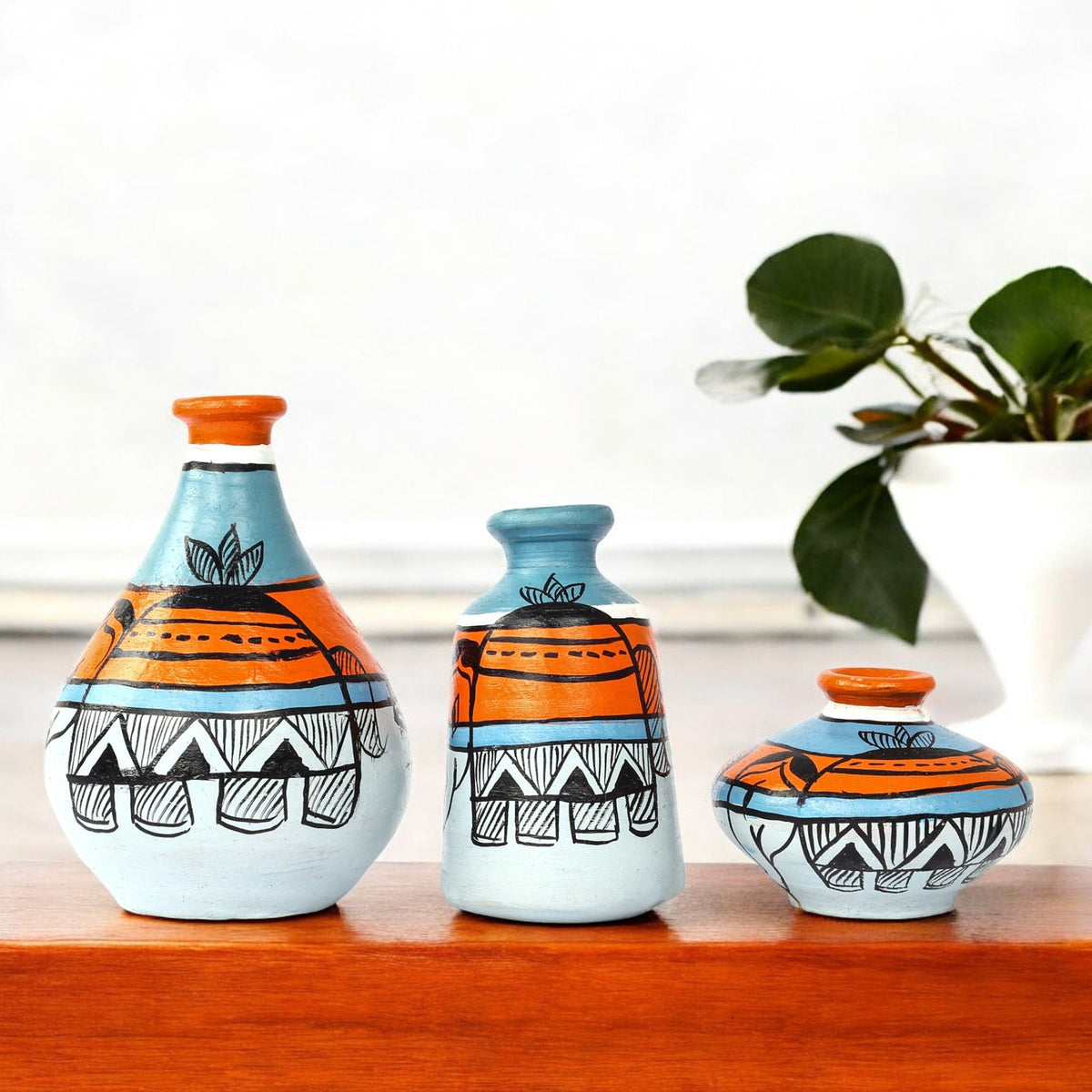 Handcrafted Multicolour Terracotta Pots for Home Decor - Set of 3 - Ma ...