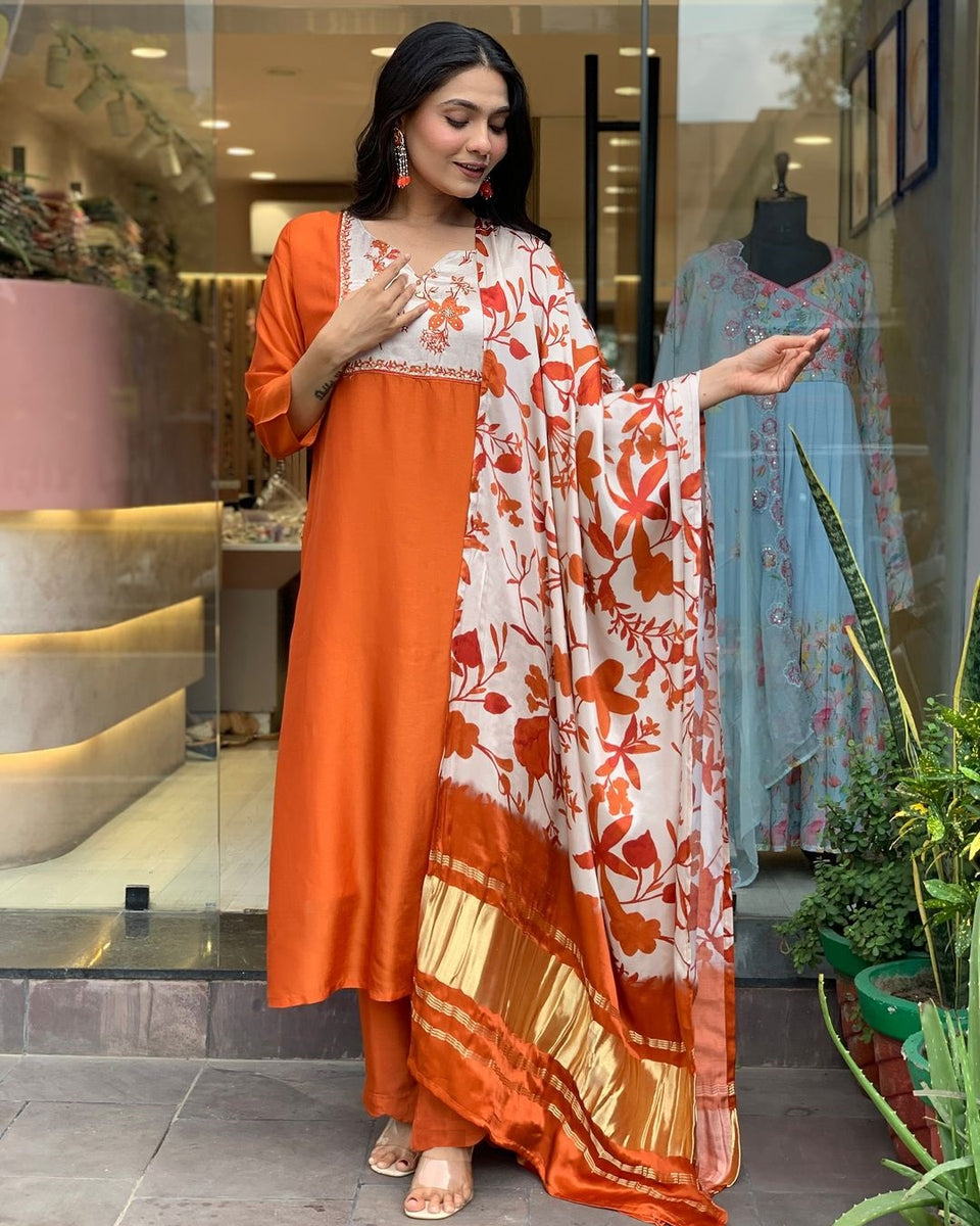 Women's Rust Cotton Embroidery Kurta Set – Trendia